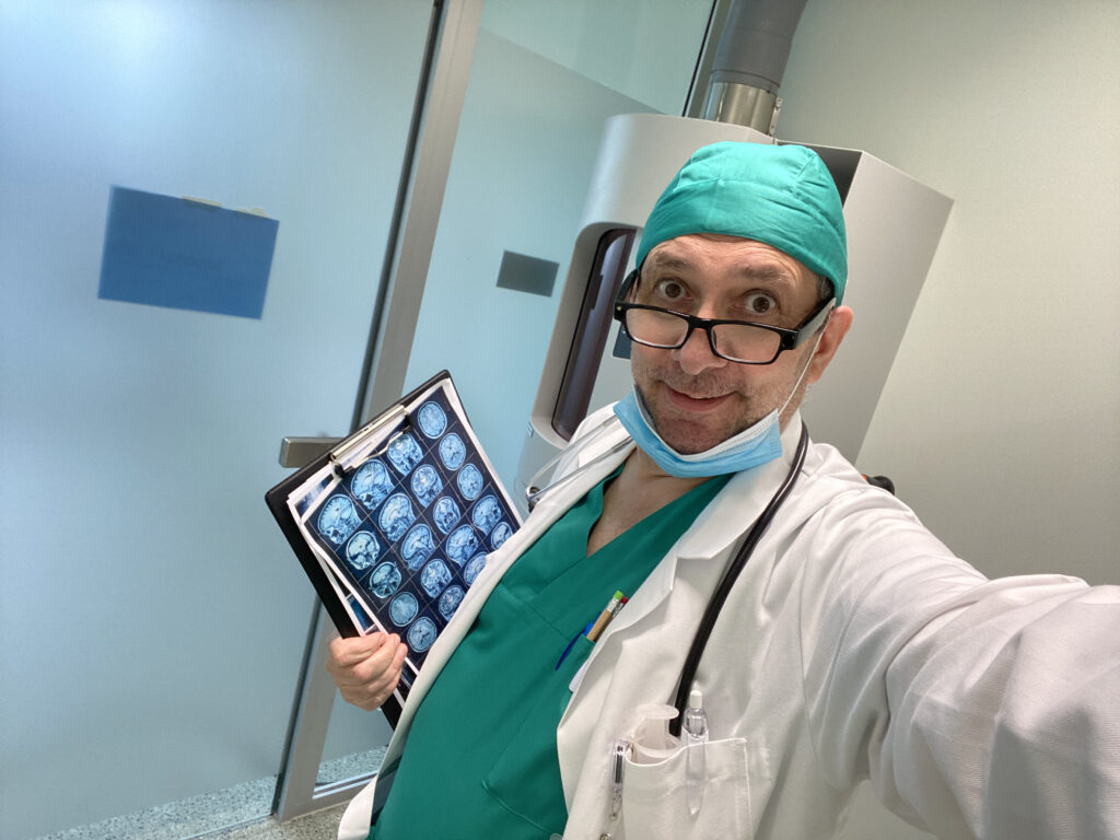 Faces – Xavier Mares